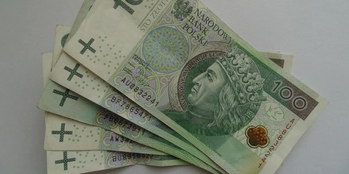 Księgowa ″przytuliła″ 2 mln. Rusza proces | Niezalezna.pl