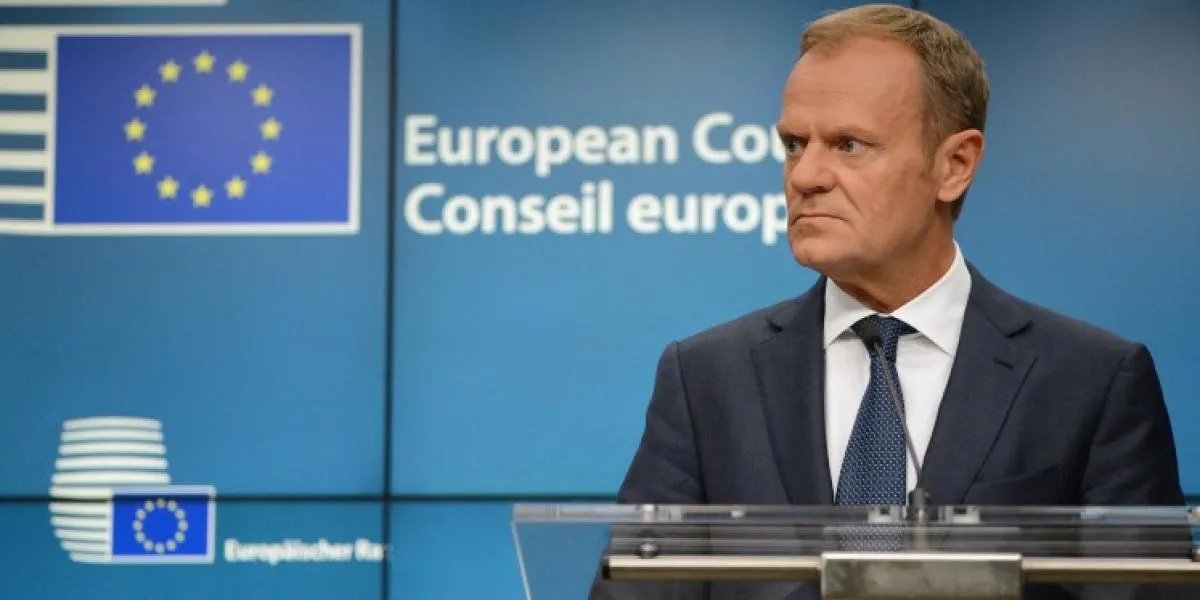 On już nawet nie udaje bezstronności, a europejskie elity milczą. Tusk ...