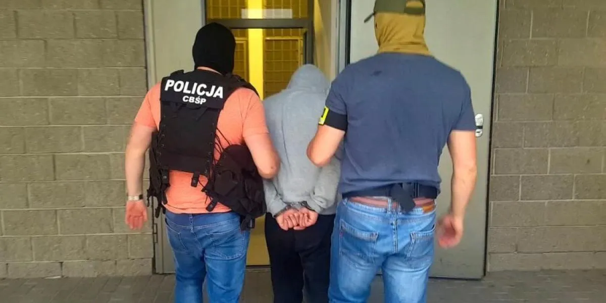 3 kilogramy narkotyków w baku auta | Niezalezna.pl