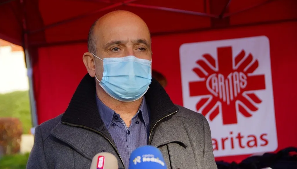 Trzy nowe respiratory przekazane do szpitali przez Caritas | Niezalezna.pl