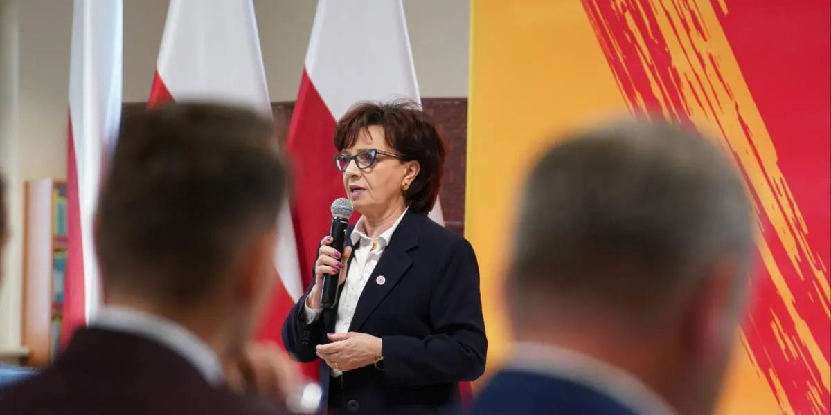 Okręg nr 1 w wyborach do Sejmu. Liderem listy PiS marszałek Sejmu, a z ...