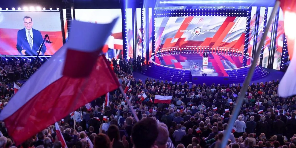 Linia zdrady Tuska vs #BezpiecznaPolska. ″Chcieli zostawić pół Polski ...