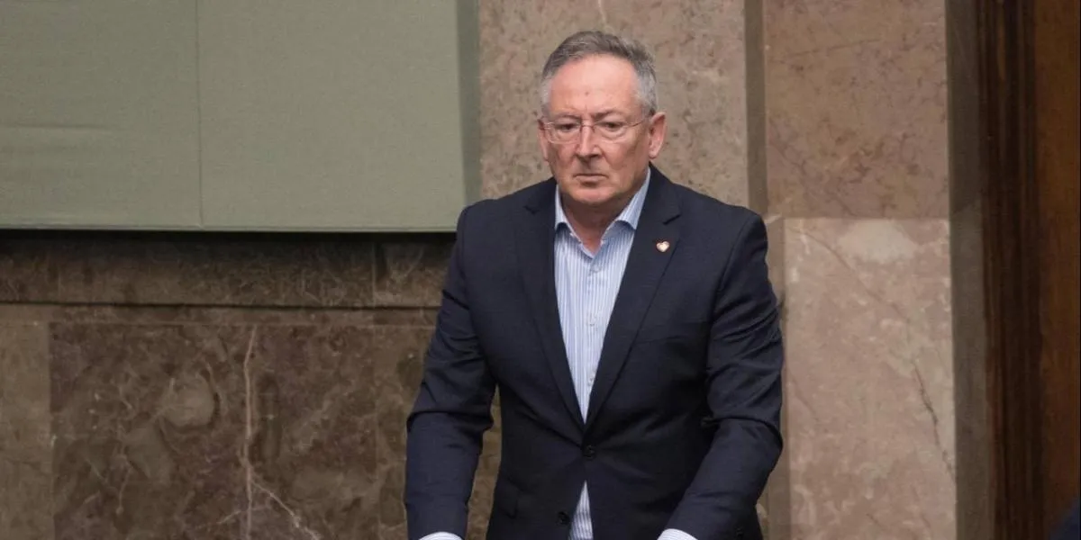 Albo Sienkiewicz był w trzech miejscach jednocześnie, albo... Jabłoński ...