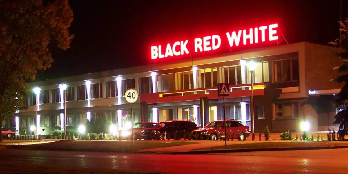 Polski gigant meblowy - Black Red White - przejęty. Stanie się częścią ...